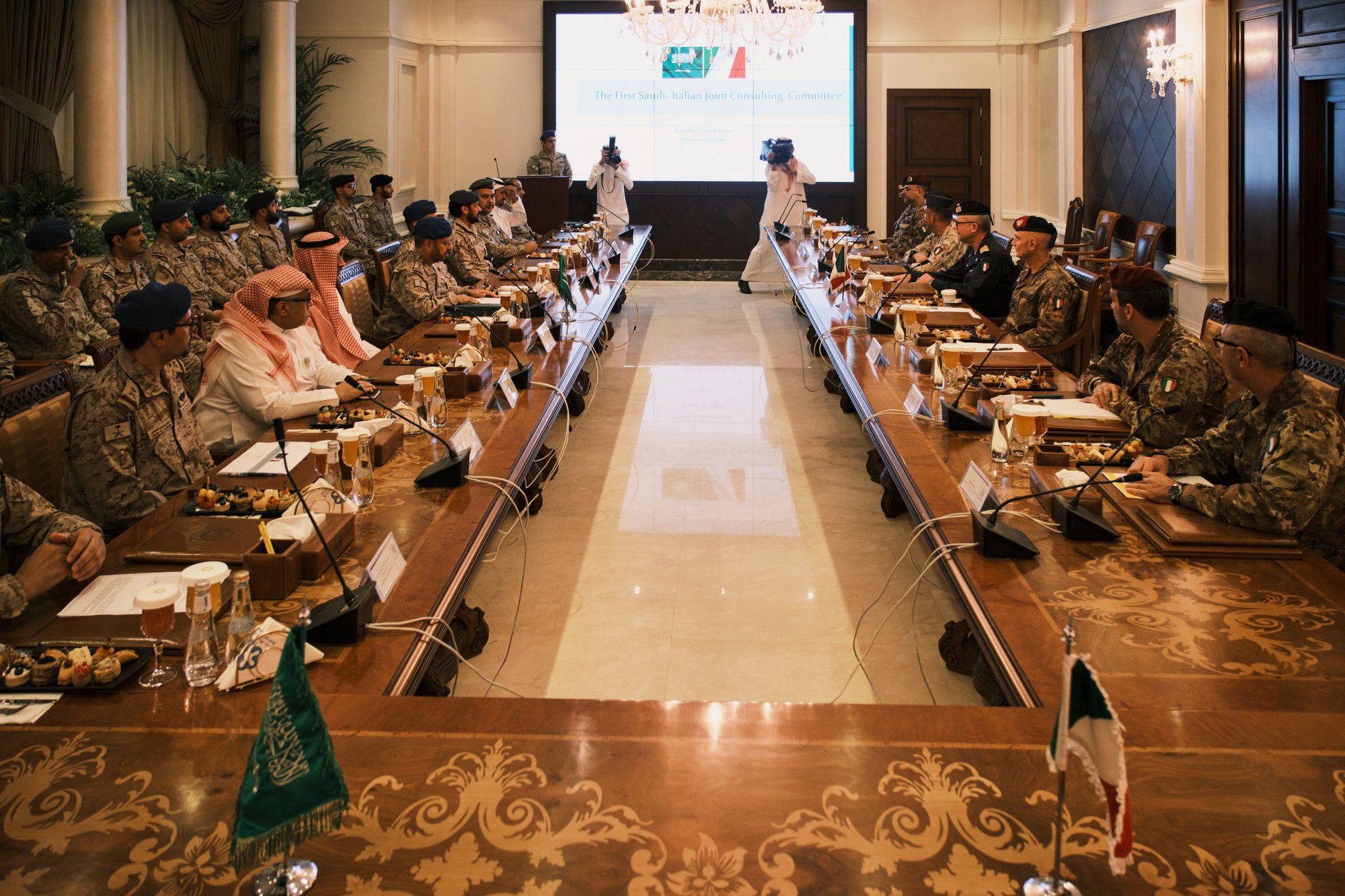 Italia e Arabia Saudita a confronto sui temi della Difesa nel primo ...