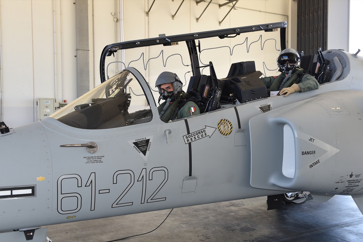 Primi voli sul nuovo T-345A per gli allievi piloti in formazione al 61 ...